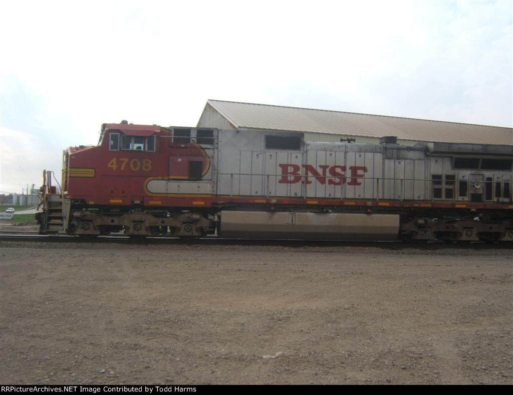 BNSF 4708